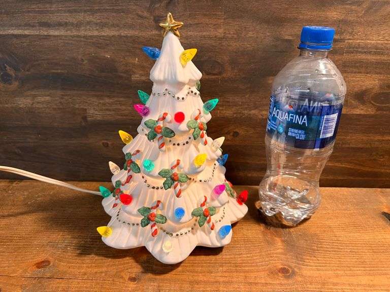 Ceramic Light Up Christmas Tree - Trice Auctions Ceramic Light Up Christmas Tree - Trice Auctions