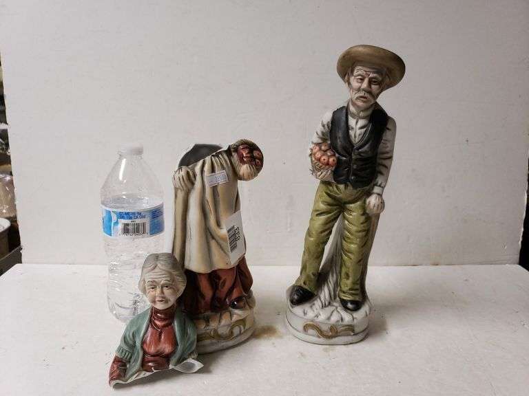 Old Man And Woman Figures. Woman Needs Repair - Trice Auctions