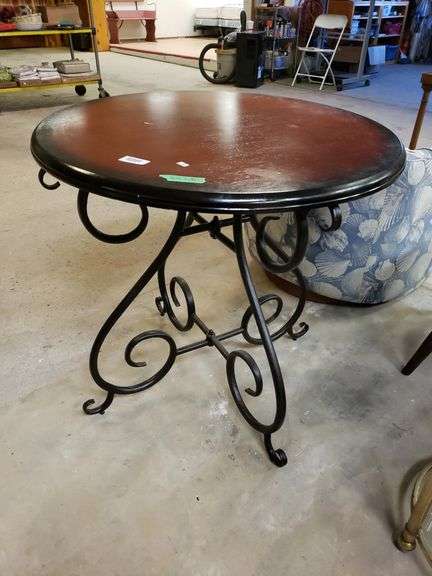 Decorative Round Table - Trice Auctions