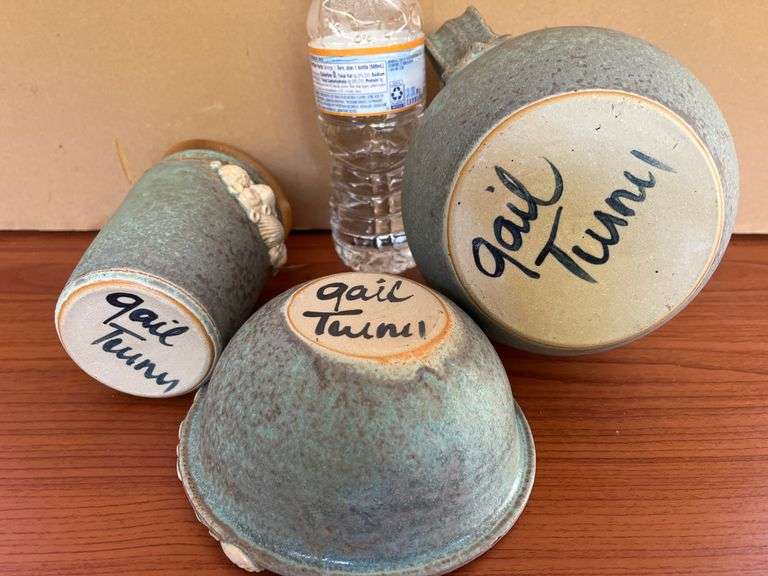 Vintage Gail Turner Art Pottery With Seashells SIGNED - Trice Auctions