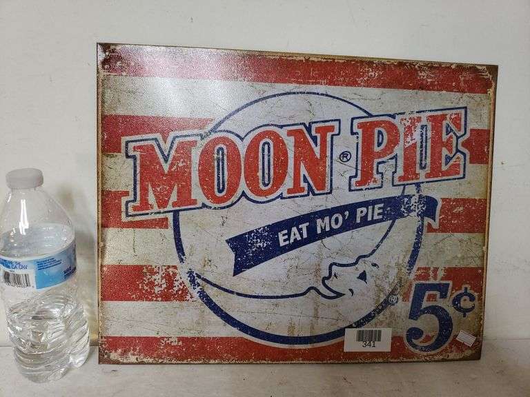 Moon Pie Advertising Metal Sign - Trice Auctions
