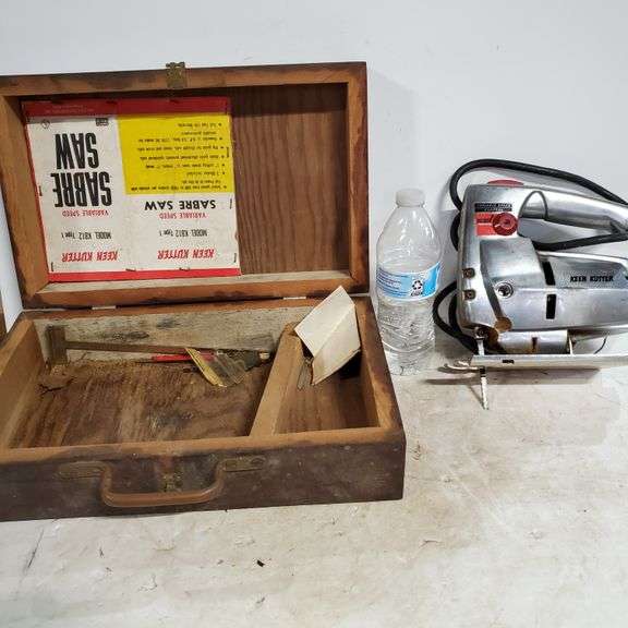 Sabre Saw,Polaroid Camera With Case And Kodak Case - Trice Auctions