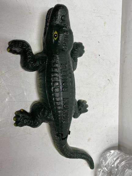 Cast Iron Monon Railroad Alligator Matchsafe Matchbox - Trice Auctions