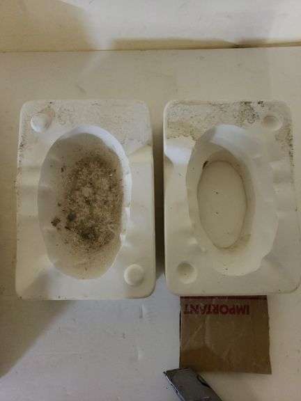 Tall Leprechaun And Duncan Potato Ceramic Molds - Trice Auctions