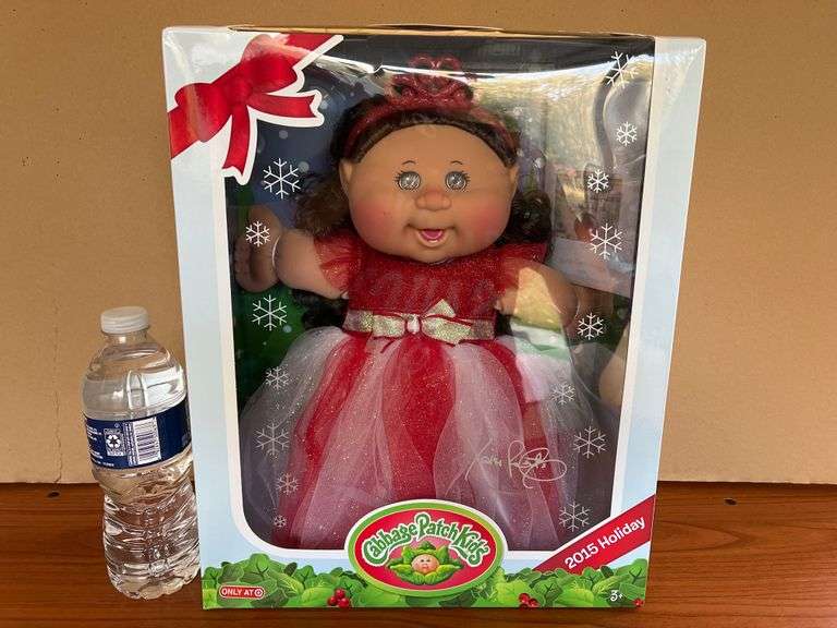 2015 Holiday Cabbage Patch Kids Doll Abby Andrea - Trice Auctions