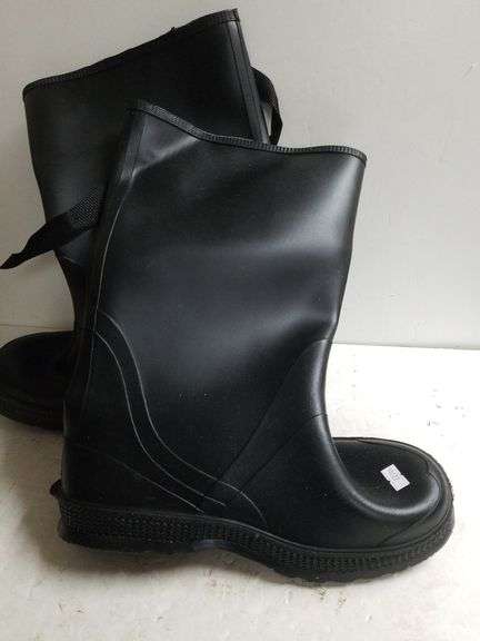 Black Bata Rubber Boots Sz 9 - Trice Auctions