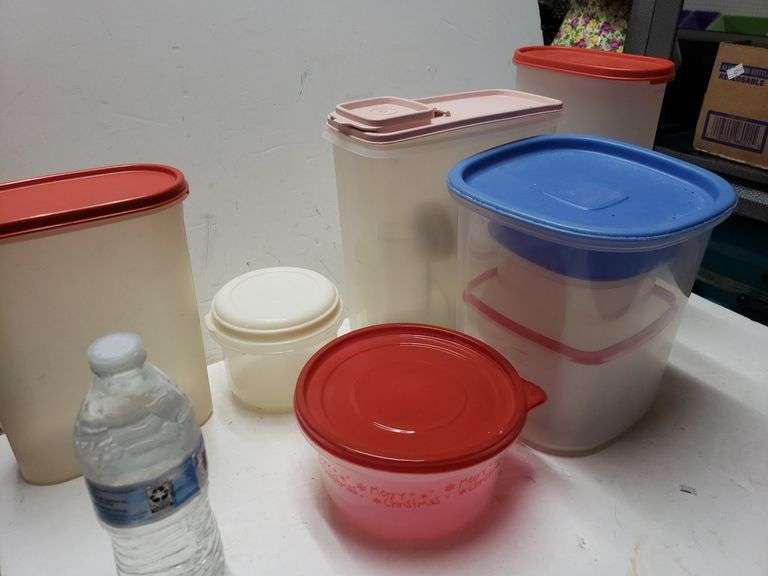 Plastic Tupperware And Other Storage Containers - Trice Auctions