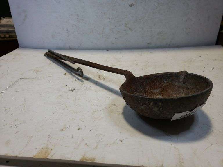 Cast Iron Melting Ladle - Trice Auctions