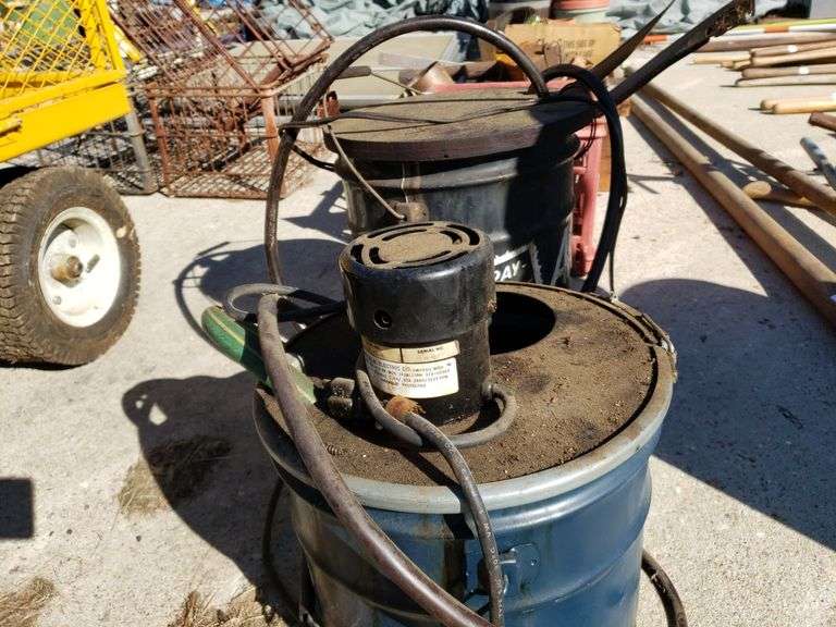 Graymills Agitene Cleaning Fluid Containers - Trice Auctions