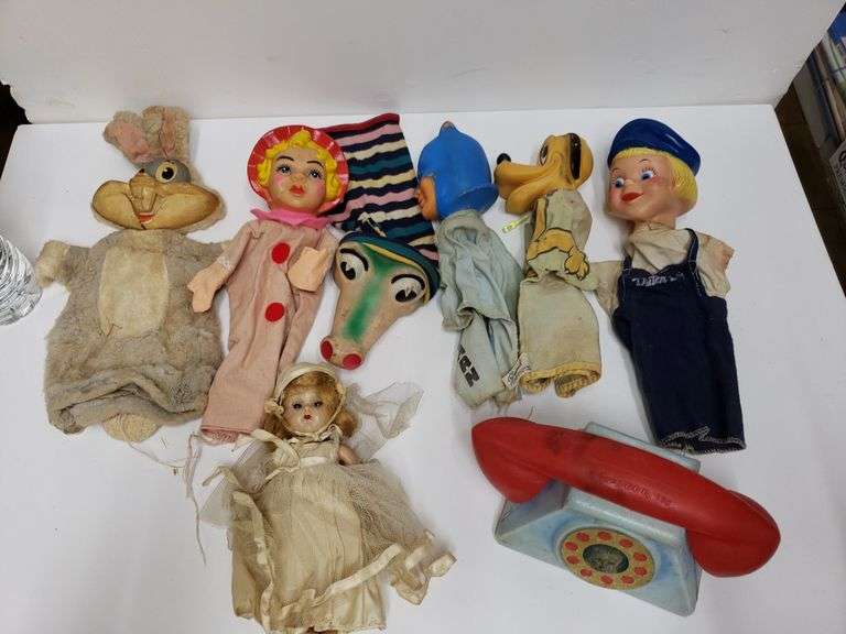Vintage Hand Puppets Doll And Phone - Trice Auctions