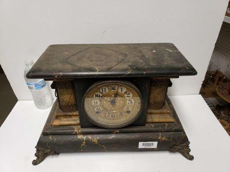 Vintage Gilbert Clock - Trice Auctions