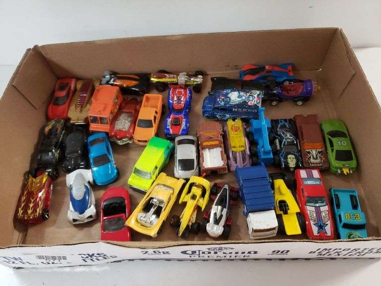Assorted Toy Cars - Trice Auctions