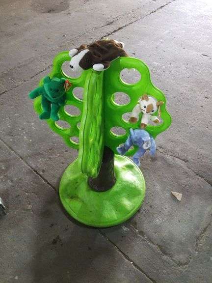 Beanie Babies,4 & Plastic Tree - Trice Auctions