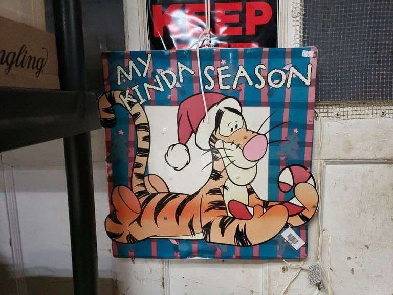 Lighted Tigger Christmas Sign - Trice Auctions