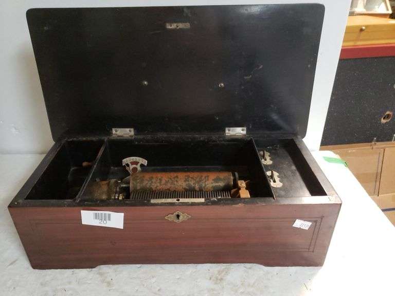 Victorian Music Box - Trice Auctions