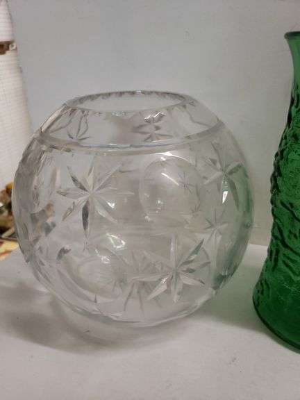 Vintage Decanter And Vases - Trice Auctions