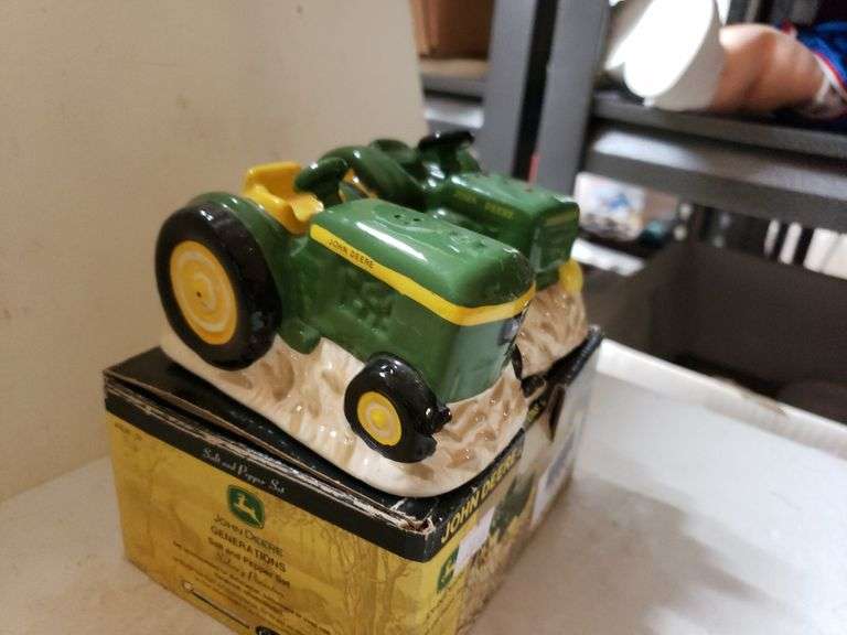 John Deere Salt And Pepper Shakers - Trice Auctions