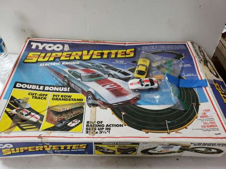 Vintage Tyco SuperVettes Race Track - Trice Auctions