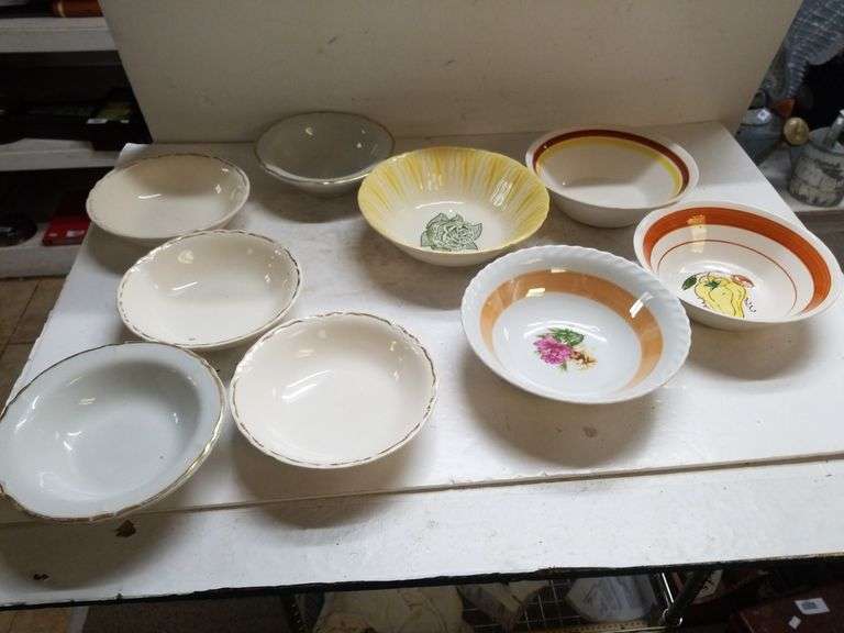 Assorted Bowls - Trice Auctions