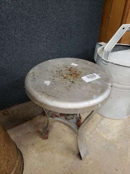 Vintage Cow Milking Stool - Trice Auctions