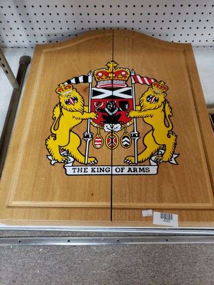 The King Of Arms Dart Board Set - Trice Auctions