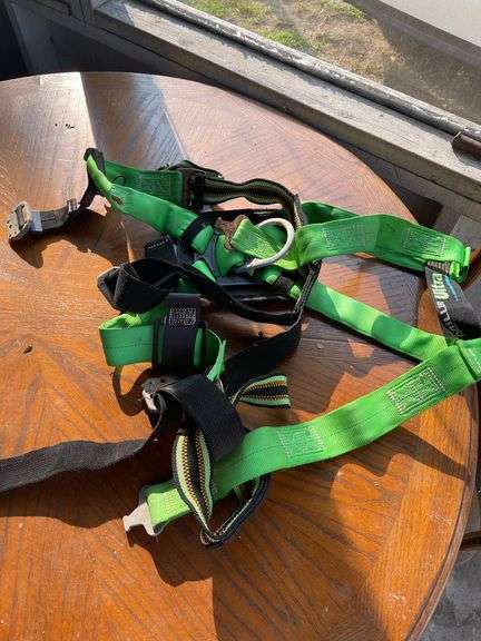 Tree Climbing Belts - Trice Auctions