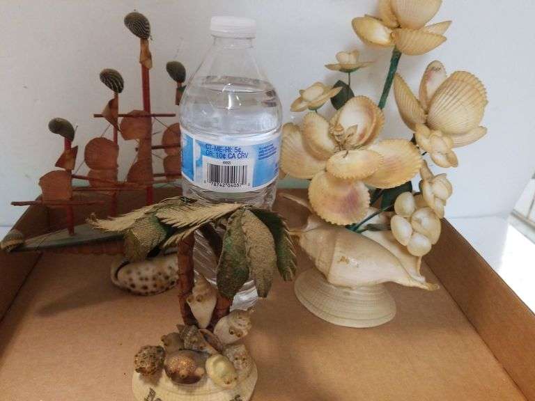 Decorative Birds, Shell Decor, Ship - Trice Auctions
