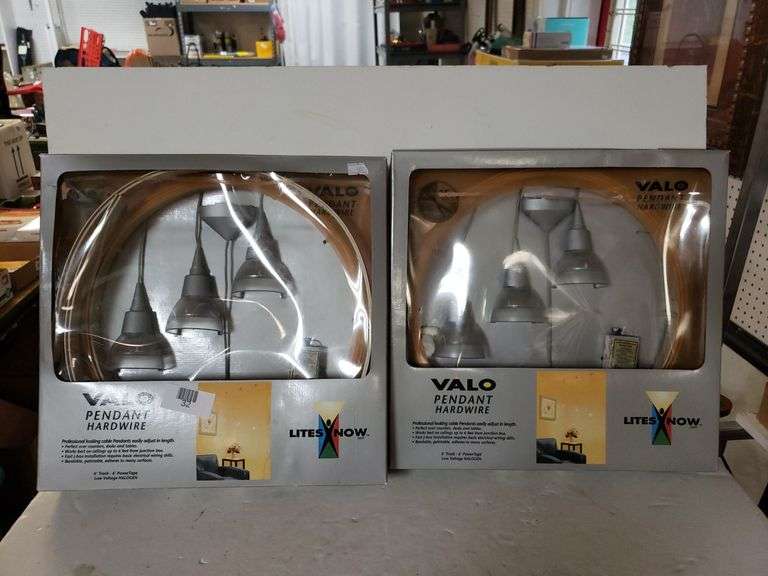 2 Valo Track Lighting Hardwire Kit - Trice Auctions
