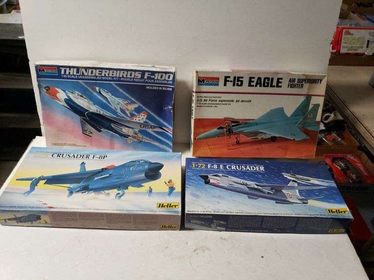 Armed Forces Plane Models - Trice Auctions