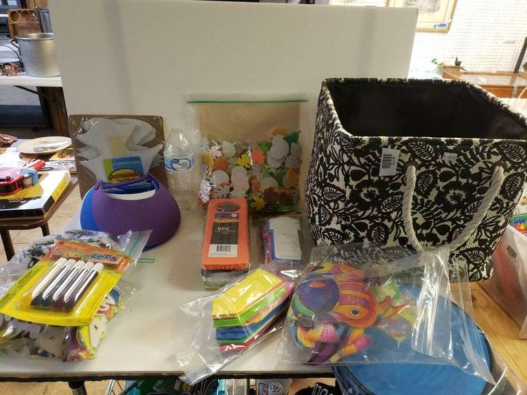 Kids Crafting Supplies - Trice Auctions