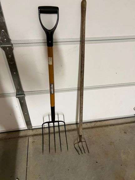 Pitchfork & Potato Rake - Trice Auctions