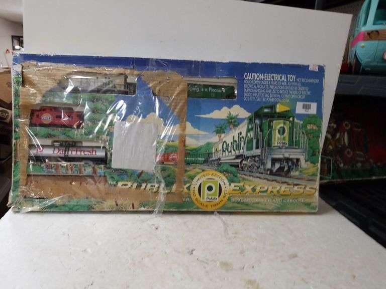 Publix Express HO Scale Train Set(? If Complete) - Trice Auctions