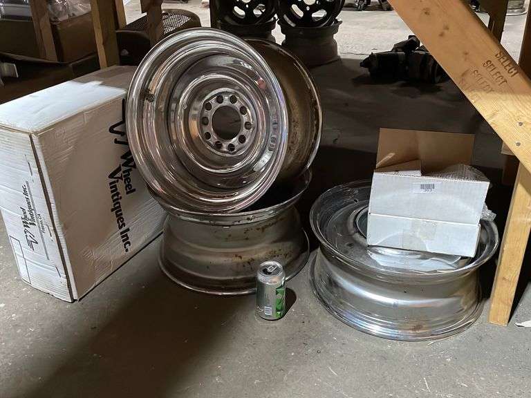 (4) Steel Mini Moon Wheels missing 2 center caps. 2-15”x8” 2 - 15” x 6 ...