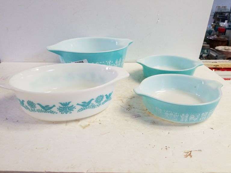 Pyrex Butterprint Amish Bowls, Friendship Bird Turquoise Casserole Dish ...