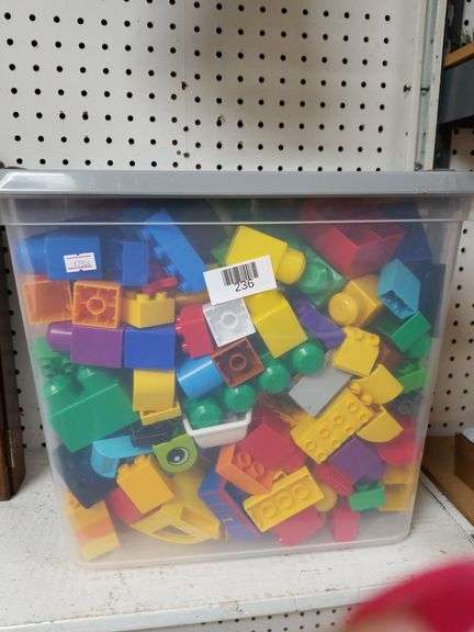 Tote Box Of Legos - Trice Auctions