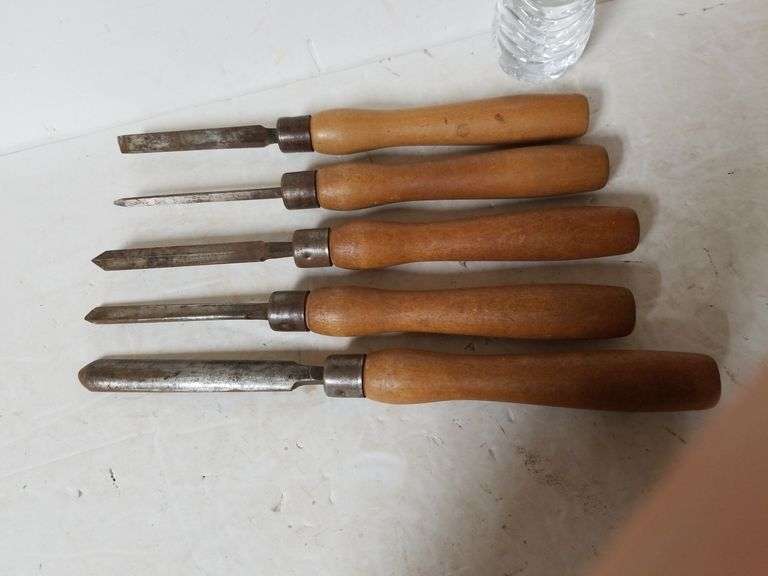 Lot Of 5 Chisels - Trice Auctions