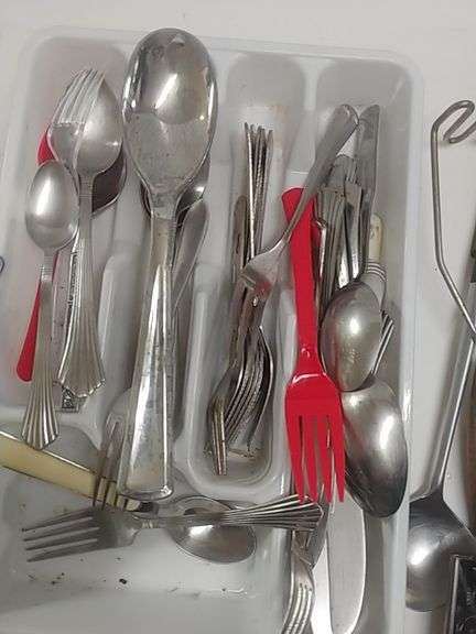 Kitchen Flatware, Utensils & More - Trice Auctions