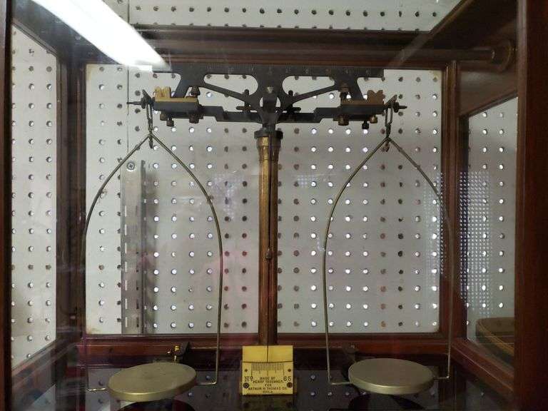 Antique Henry Troemner Apothecary Balance Scale - Made For Arthur H ...