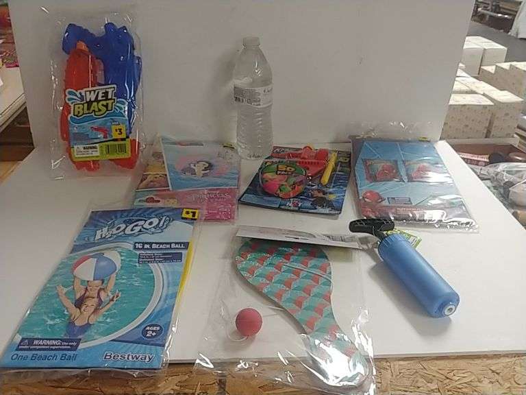 Squirt Guns, Beach Ball & More - Trice Auctions