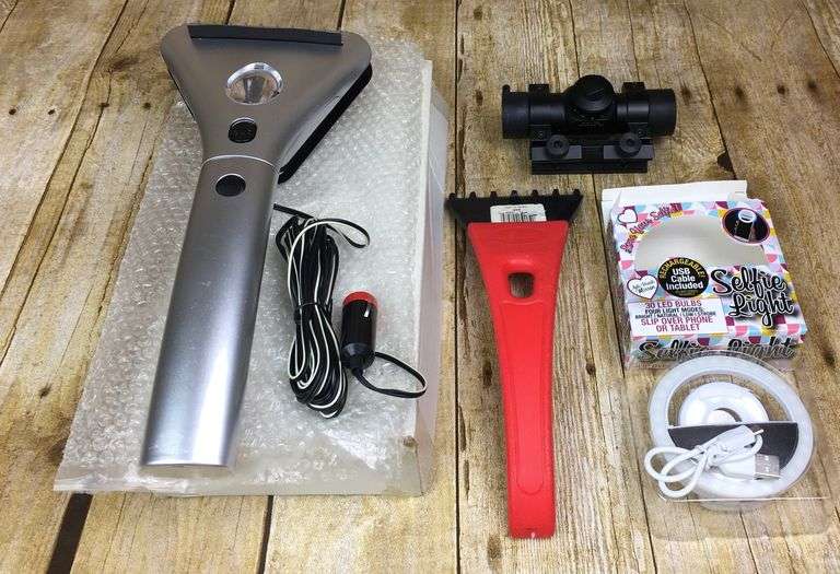 1x30ST sight/scope, 12V Ice Scraper w/extending arm & light, New Selfie ...