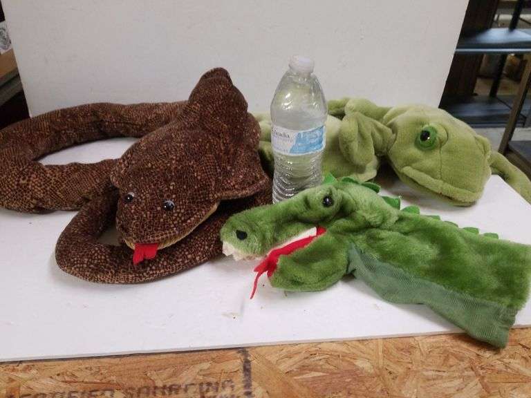 Dragon Puppet, Stuffed Toy Frogs, Snake - Trice Auctions