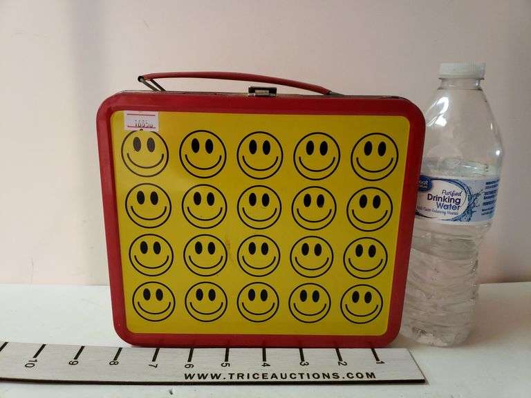 Metal G-Whiz! Smiley Face Lunch Box - Trice Auctions