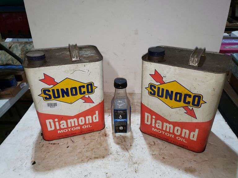 Pair Of Suncoast Diamond Motor Oil Cans - Trice Auctions