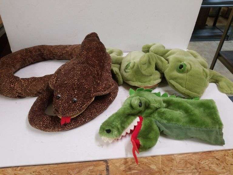 Dragon Puppet, Stuffed Toy Frogs, Snake - Trice Auctions
