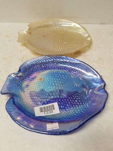 Carnival Glass Fish Plates - Trice Auctions
