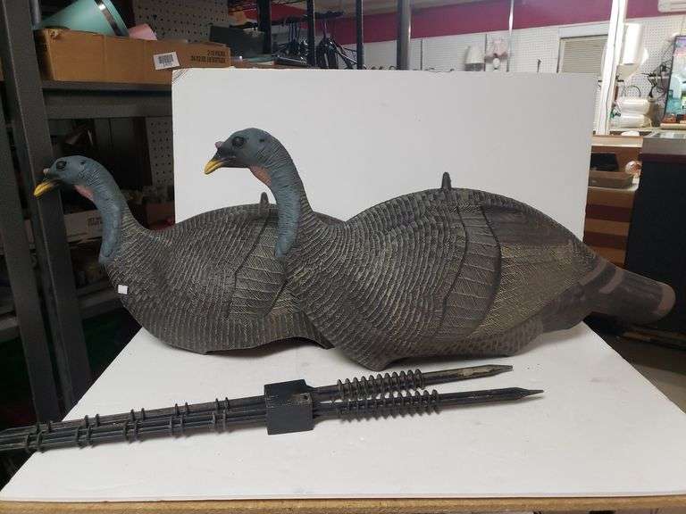 (2) Turkey Decoys - Trice Auctions