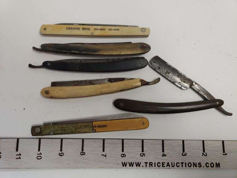 Vintage Straight Razors - Trice Auctions