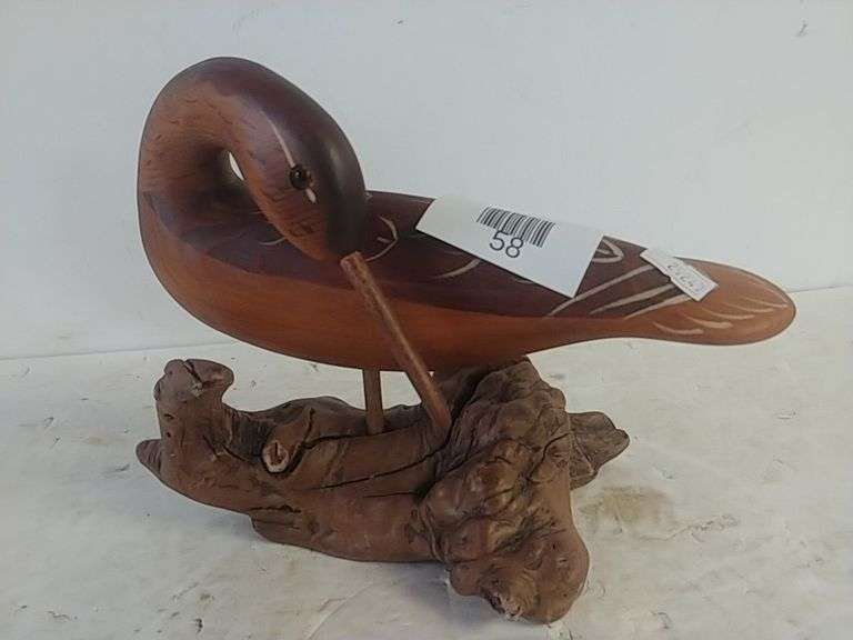 Bird Sculptured With Signature - Trice Auctions