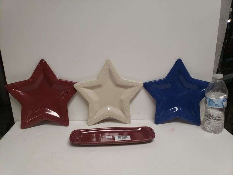 (3) Longaberger Red, White, & Blue Star Plates & (1) Longaberger Olive ...