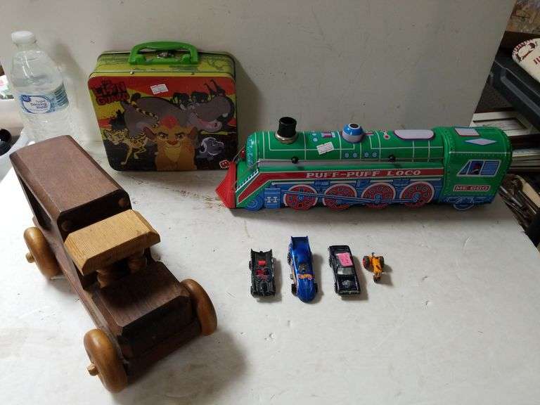 Puff-Puff Loco Toy Train, The Lion Guard Lunchbox, Wooden Truck ...